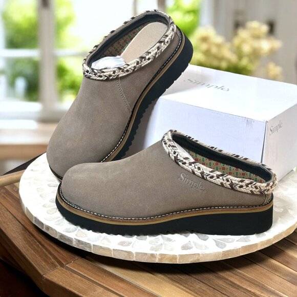 Simple | Shoes | Simple 49 Leather Clog Mules Womens 8 Mens 6 Slipon ...
